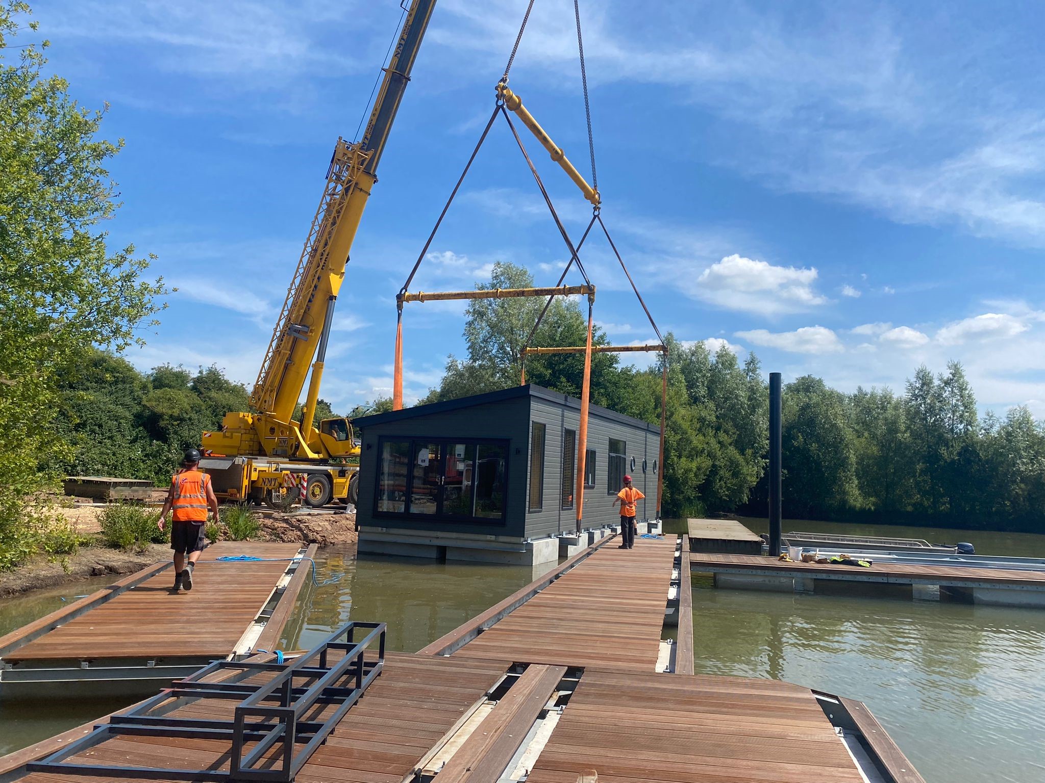 About Us - Waterfront Living